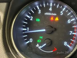 Красный Ниссан Кашкай 2017 в Таллин, объемом двигателя 1.20 л и пробегом 108 тыс. км за 12900 €, фото 15 на AUTOMOTO.COM.LV