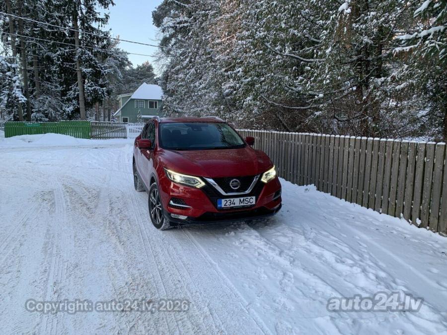Red Nissan Qashqai 2018 in Tallinn, with an engine capacity of 1.20 L and mileage of 89 thousand km for 13200 €, photo 2 on AUTOMOTO.COM.LV