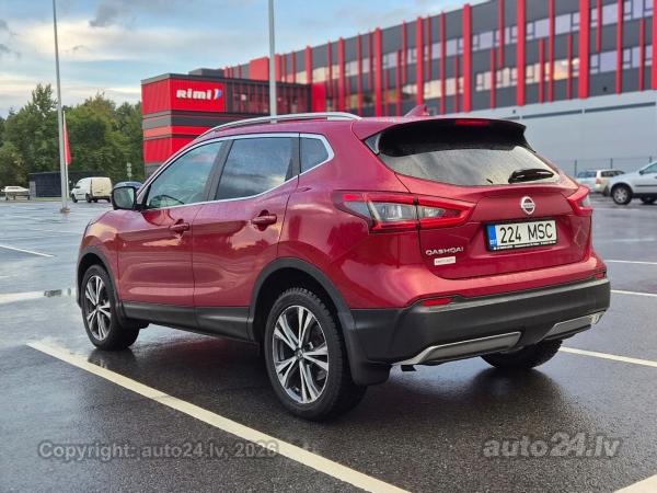 Красный Ниссан Кашкай 2018 в Таллин, объемом двигателя 1.20 л и пробегом 80 тыс. км за 14500 €, фото 8 на AUTOMOTO.COM.LV