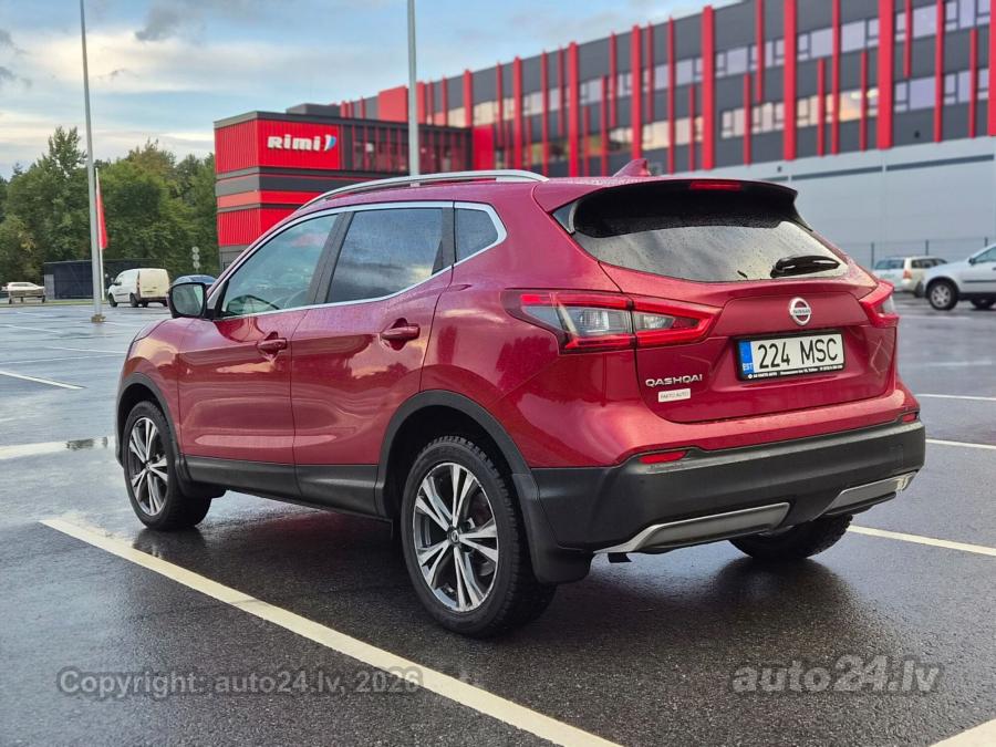 Sarkans Nissan Qashqai 2018 Tallina, ar dzinēja tilpumu 1.20 L un nobraukumu 80 tūkst. km par 14500 €, foto 8 vietnē AUTOMOTO.COM.LV