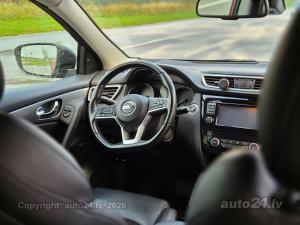 Sarkans Nissan Qashqai 2018 Tallina, ar dzinēja tilpumu 1.20 L un nobraukumu 80 tūkst. km par 14500 €, foto 16 vietnē AUTOMOTO.COM.LV