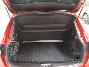 Red Nissan Qashqai 2019 in Tallinn, with an engine capacity of 1.30 L and mileage of 71 thousand km for 14900 €, photo 8 on AUTOMOTO.COM.LV
