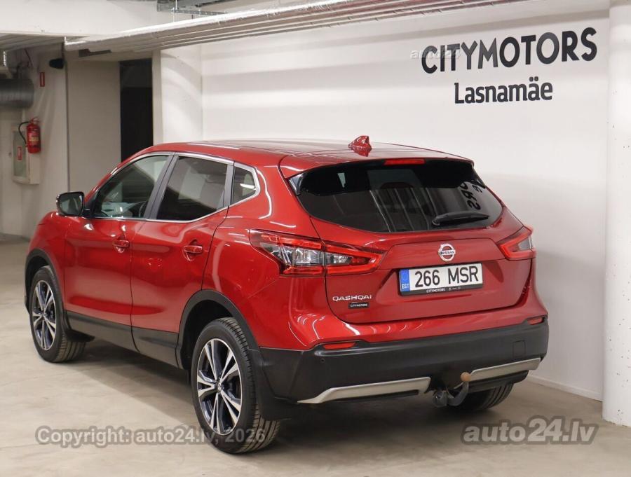 Red Nissan Qashqai 2019 in Tallinn, with an engine capacity of 1.50 L and mileage of 140 thousand km for 16490 €, photo 4 on AUTOMOTO.COM.LV