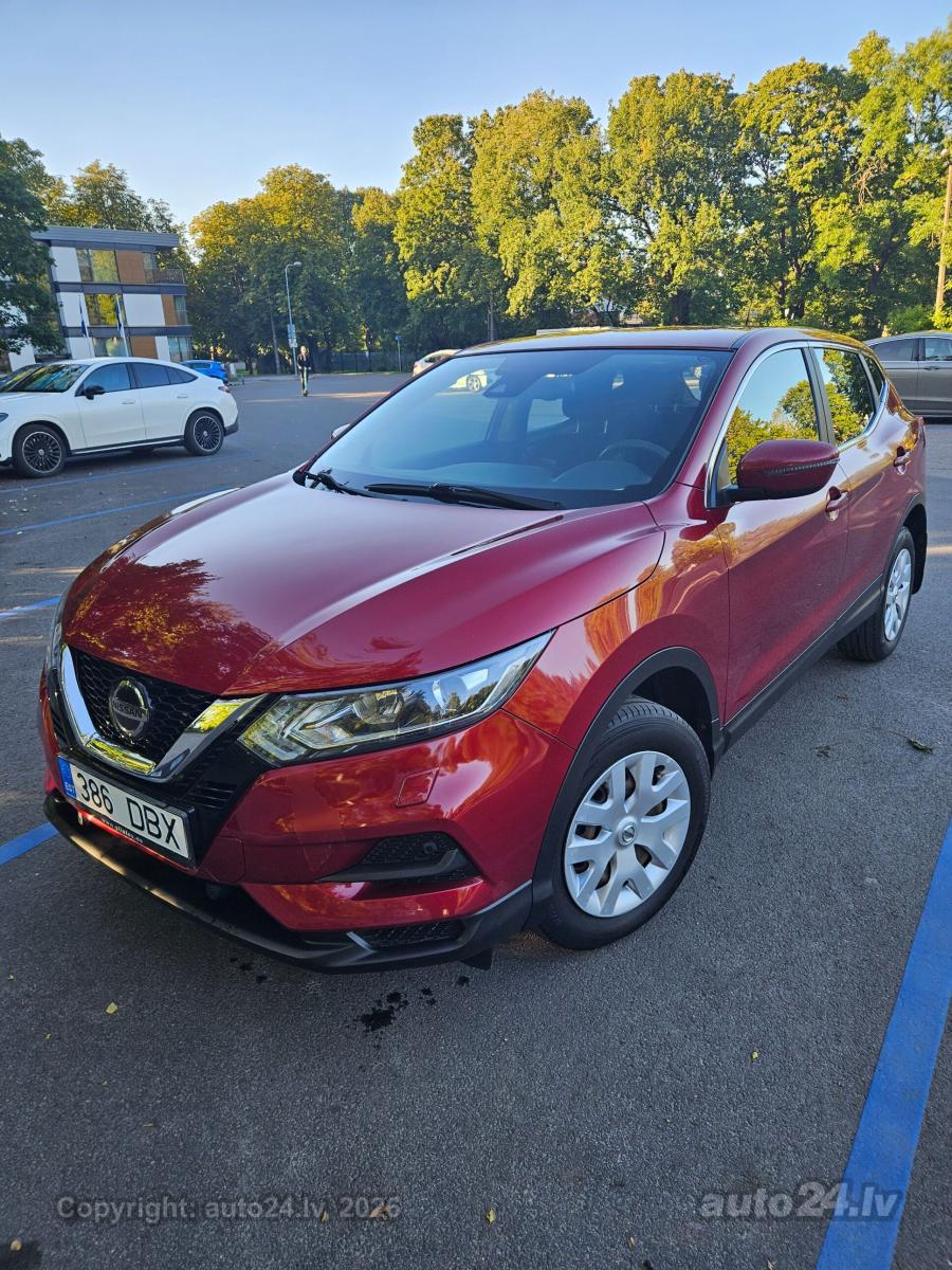 Red Nissan Qashqai 2019 in Tallinn, with an engine capacity of 1.30 L and mileage of 139 thousand km for 11500 €, photo 1 on AUTOMOTO.COM.LV