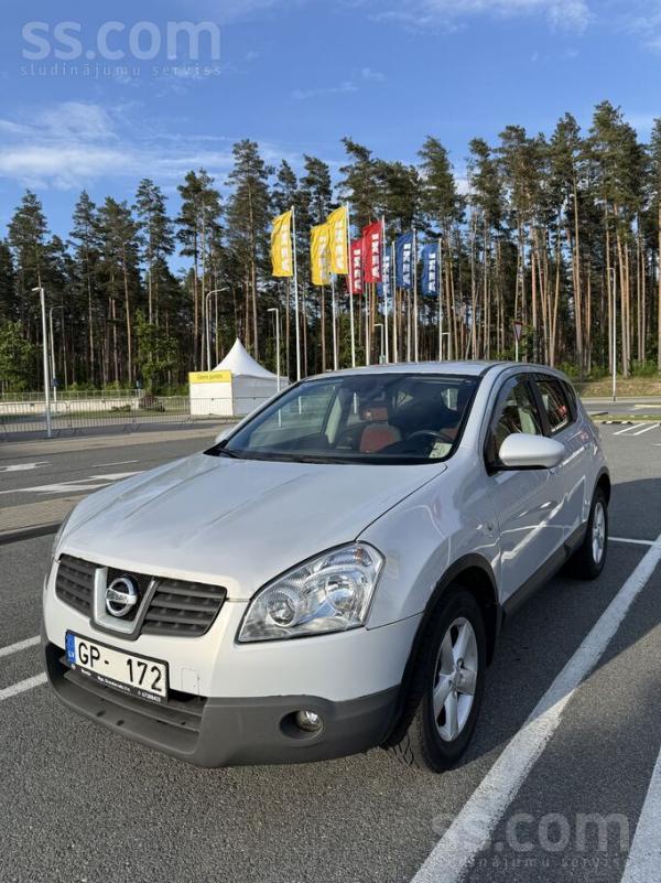 Nissan Qashqai 2007 in Riga, with an engine capacity of 2.00 L and mileage of 234 thousand km for 3500 €, photo 1 on AUTOMOTO.COM.LV