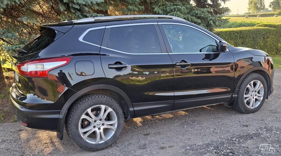 Nissan Qashqai 2014 in Ukmerge, with an engine capacity of 1.60 L and mileage of 310 thousand km for 6500 €, photo 3 on AUTOMOTO.COM.LV