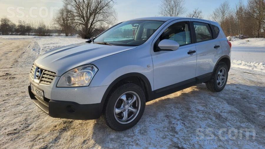 Nissan Qashqai 2007 in Riga, with an engine capacity of 1.50 L and mileage of 309 thousand km for 2150 €, photo 1 on AUTOMOTO.COM.LV