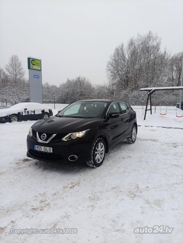 Nissan Qashqai 2014 in Narva, with an engine capacity of 1.20 L and mileage of 176 thousand km for 8000 €, photo 4 on AUTOMOTO.COM.LV