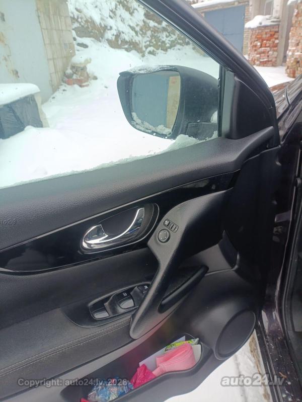 Nissan Qashqai 2014 Narva, ar dzinēja tilpumu 1.20 L un nobraukumu 176 tūkst. km par 8000 €, foto 11 vietnē AUTOMOTO.COM.LV