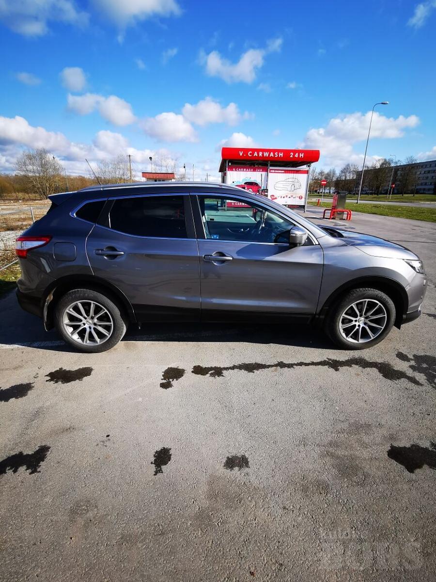 Nissan Qashqai 2014 in Narva, with an engine capacity of 0.00 L and mileage of 171 thousand km for 10500 €, photo 4 on AUTOMOTO.COM.LV