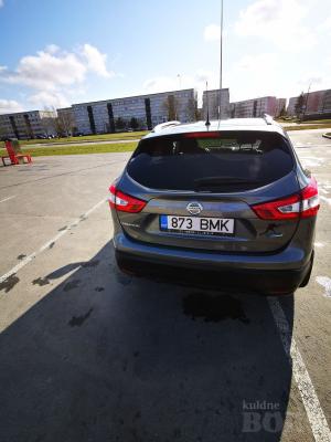Nissan Qashqai 2014 in Narva, with an engine capacity of 0.00 L and mileage of 171 thousand km for 10500 €, photo 5 on AUTOMOTO.COM.LV