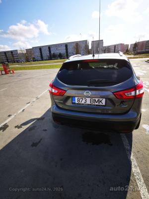 Nissan Qashqai 2014 in Tallinn, with an engine capacity of 1.50 L and mileage of 172 thousand km for 10500 €, photo 5 on AUTOMOTO.COM.LV