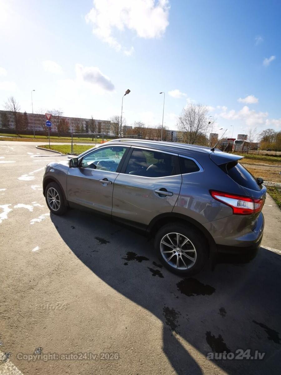 Nissan Qashqai 2014 in Tallinn, with an engine capacity of 1.50 L and mileage of 172 thousand km for 10500 €, photo 6 on AUTOMOTO.COM.LV