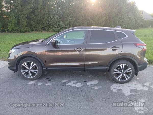 Nissan Qashqai 2018 in Tallinn, with an engine capacity of 1.20 L and mileage of 153 thousand km for 10500 €, photo 8 on AUTOMOTO.COM.LV