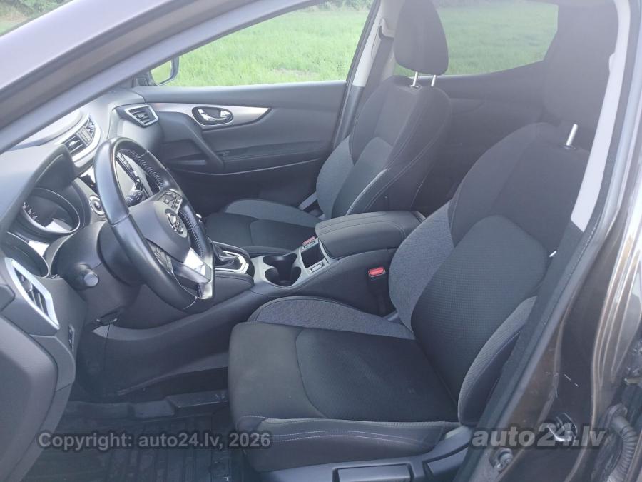 Nissan Qashqai 2018 in Tallinn, with an engine capacity of 1.20 L and mileage of 153 thousand km for 10500 €, photo 12 on AUTOMOTO.COM.LV