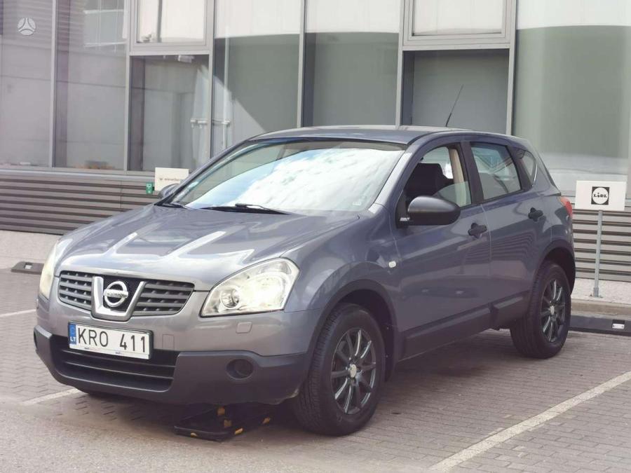Violet Nissan Qashqai 2007 in Vilnius, with an engine capacity of 1.60 L and mileage of 386 thousand km for 1950 €, photo 5 on AUTOMOTO.COM.LV