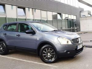 Violet Nissan Qashqai 2007 in Vilnius, with an engine capacity of 1.60 L and mileage of 386 thousand km for 1950 €, photo 18 on AUTOMOTO.COM.LV