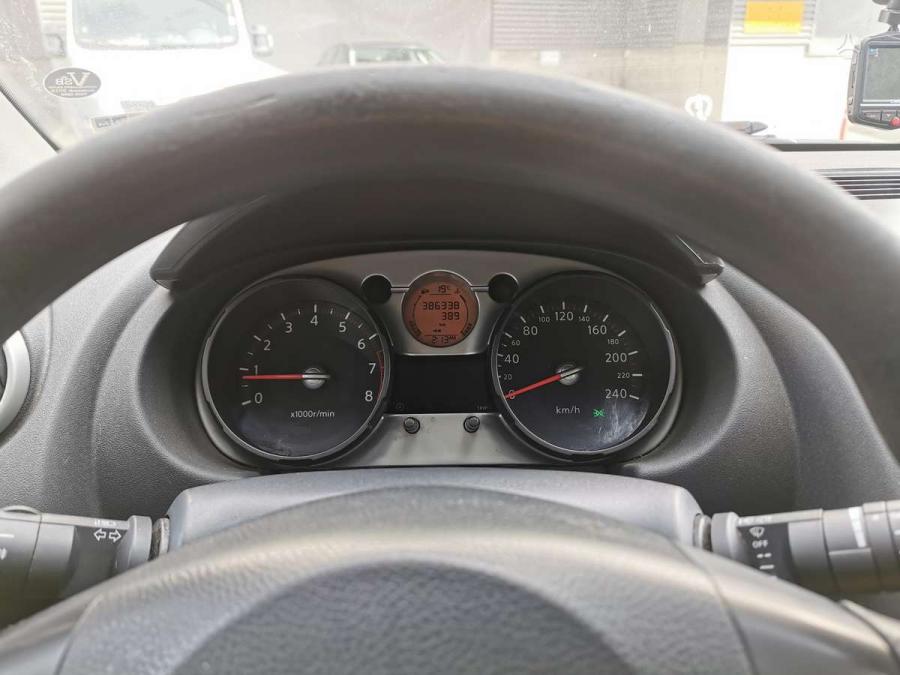 Violet Nissan Qashqai 2007 in Vilnius, with an engine capacity of 1.60 L and mileage of 386 thousand km for 1950 €, photo 23 on AUTOMOTO.COM.LV
