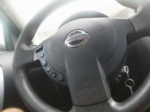 Violet Nissan Qashqai 2007 in Vilnius, with an engine capacity of 1.60 L and mileage of 386 thousand km for 1950 €, photo 24 on AUTOMOTO.COM.LV