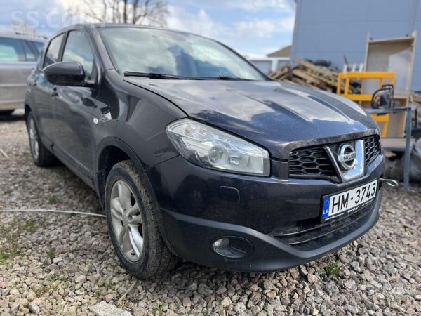 Violets Nissan Qashqai 2010 Jelgava, ar dzinēja tilpumu 2.00 L un nobraukumu 340 tūkst. km par 1800 €, foto 1 vietnē AUTOMOTO.COM.LV