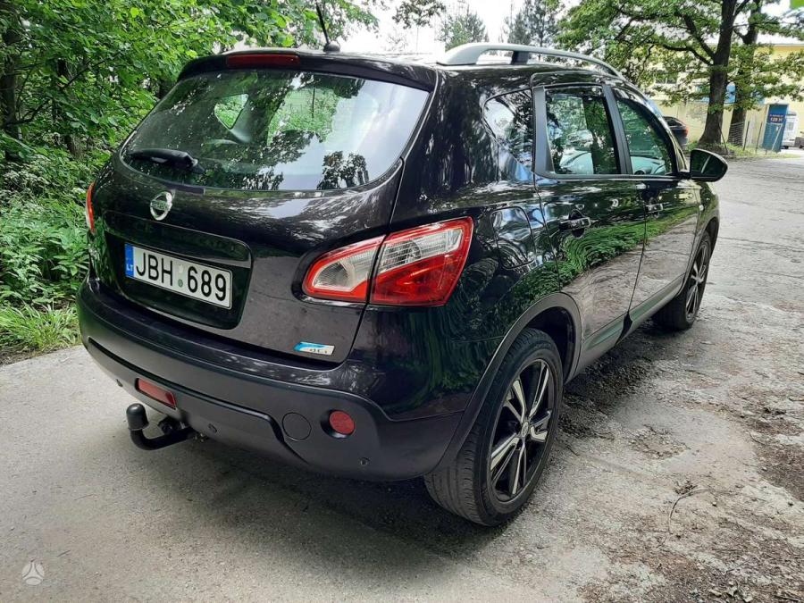 Violets Nissan Qashqai 2010 Kauņa, ar dzinēja tilpumu 1.46 L un nobraukumu 360 tūkst. km par 4800 €, foto 5 vietnē AUTOMOTO.COM.LV