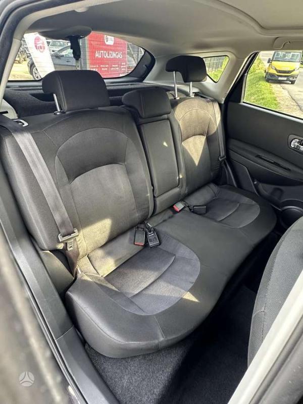 Violets Nissan Qashqai 2010 Alīta, ar dzinēja tilpumu 2.00 L un nobraukumu 177 tūkst. km par 5680 €, foto 9 vietnē AUTOMOTO.COM.LV