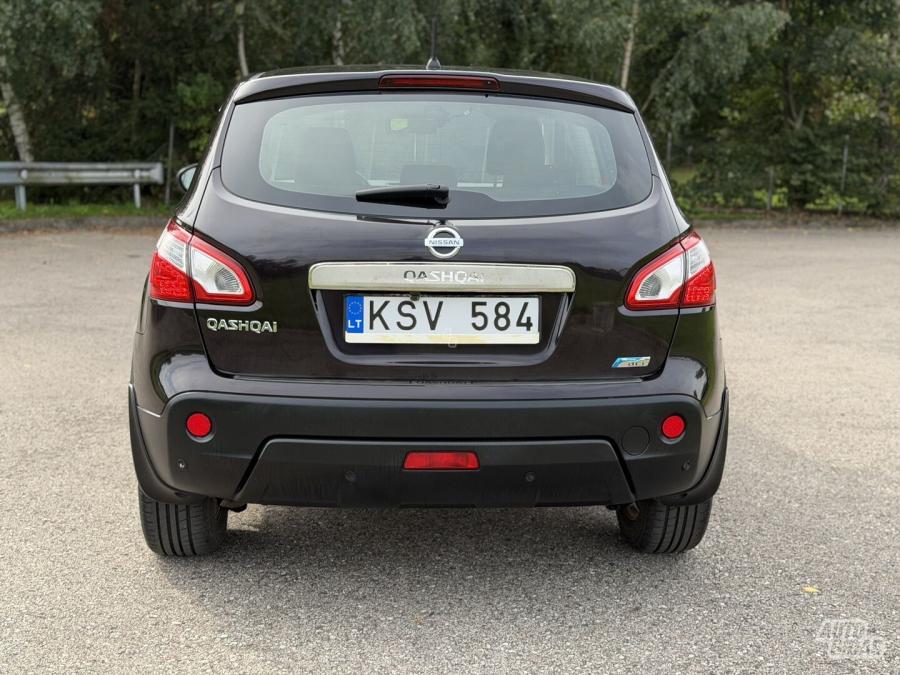 Violet Nissan Qashqai 2010 in Kaisiadorys, with an engine capacity of 1.50 L and mileage of 235 thousand km for 3200 €, photo 6 on AUTOMOTO.COM.LV
