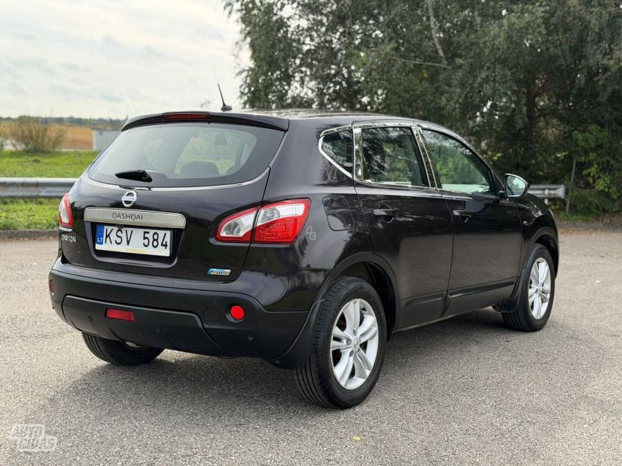 Violet Nissan Qashqai 2010 in Kaisiadorys, with an engine capacity of 1.50 L and mileage of 235 thousand km for 3200 €, photo 8 on AUTOMOTO.COM.LV