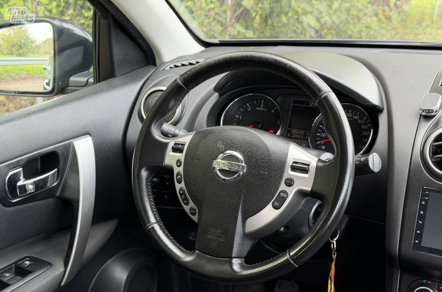 Violet Nissan Qashqai 2010 in Kaisiadorys, with an engine capacity of 1.50 L and mileage of 235 thousand km for 3200 €, photo 23 on AUTOMOTO.COM.LV