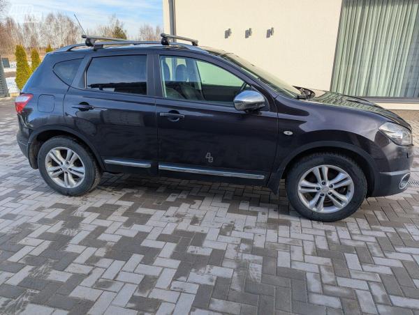 Violets Nissan Qashqai 2011 Viļņa, ar dzinēja tilpumu 2.00 L un nobraukumu 354 tūkst. km par 4500 €, foto 4 vietnē AUTOMOTO.COM.LV