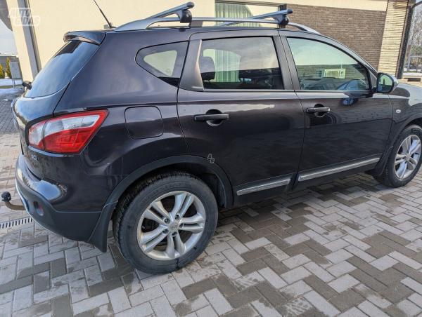 Violets Nissan Qashqai 2011 Viļņa, ar dzinēja tilpumu 2.00 L un nobraukumu 354 tūkst. km par 4500 €, foto 5 vietnē AUTOMOTO.COM.LV