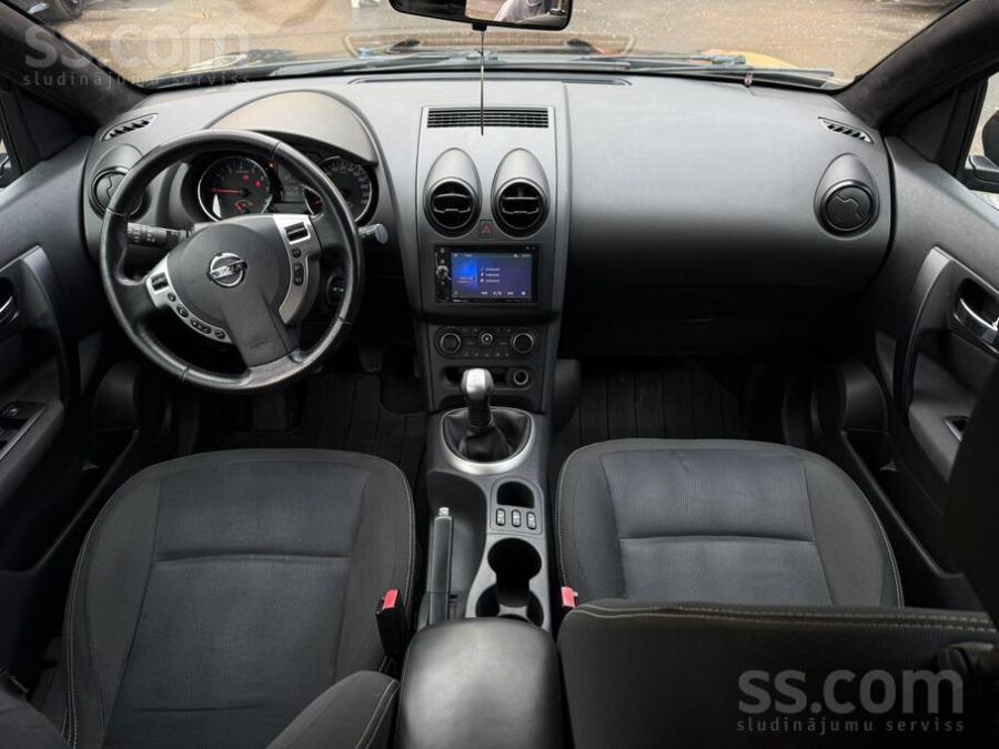 Violets Nissan Qashqai 2011 Rīga, ar dzinēja tilpumu 1.60 L un nobraukumu 253 tūkst. km par 5100 €, foto 5 vietnē AUTOMOTO.COM.LV