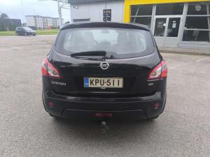 Violet Nissan Qashqai 2011 in Jonava, with an engine capacity of 1.60 L and mileage of 244 thousand km for 5150 €, photo 11 on AUTOMOTO.COM.LV