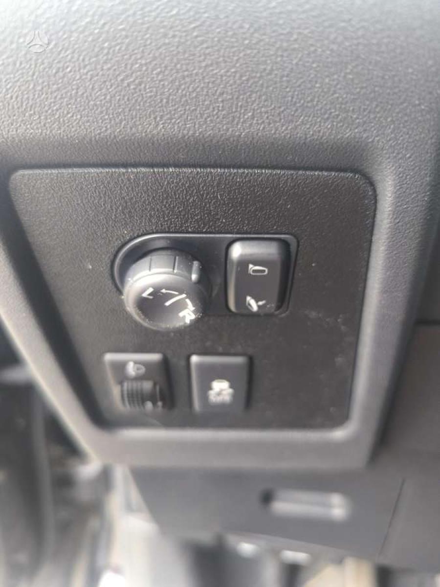 Violet Nissan Qashqai 2011 in Jonava, with an engine capacity of 1.60 L and mileage of 244 thousand km for 5150 €, photo 21 on AUTOMOTO.COM.LV