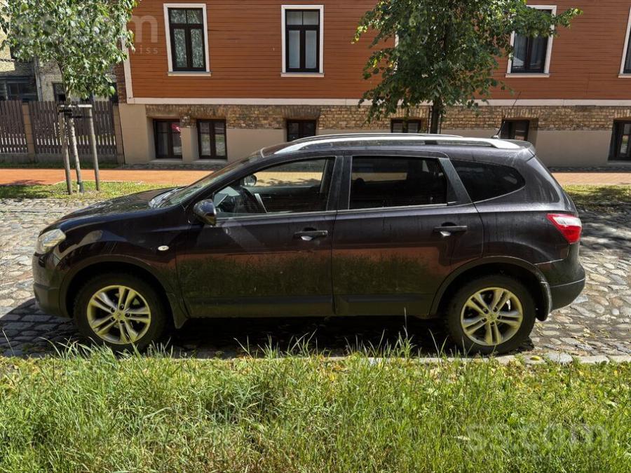 Violets Nissan Qashqai 2011 Madona, ar dzinēja tilpumu 1.50 L un nobraukumu 333 tūkst. km par 4800 €, foto 4 vietnē AUTOMOTO.COM.LV