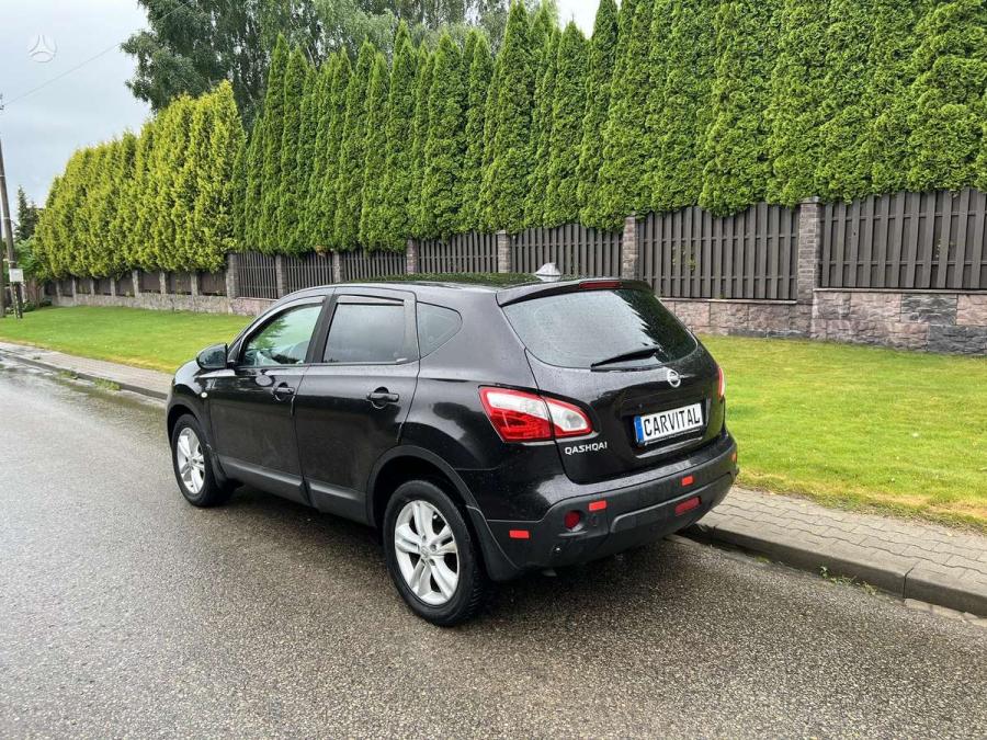 Violets Nissan Qashqai 2011 Viļņa, ar dzinēja tilpumu 2.00 L un nobraukumu 217 tūkst. km par 3999 €, foto 4 vietnē AUTOMOTO.COM.LV