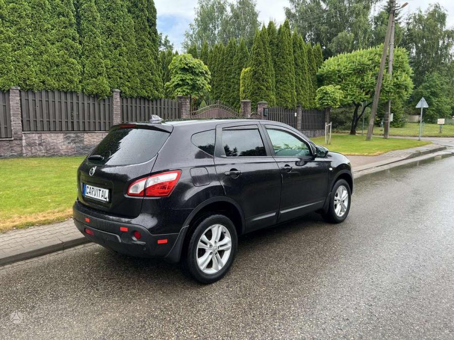 Violets Nissan Qashqai 2011 Viļņa, ar dzinēja tilpumu 2.00 L un nobraukumu 217 tūkst. km par 3999 €, foto 8 vietnē AUTOMOTO.COM.LV