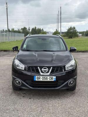 Violets Nissan Qashqai 2011 Viļņa, ar dzinēja tilpumu 1.46 L un nobraukumu 250 tūkst. km par 5200 €, foto 3 vietnē AUTOMOTO.COM.LV