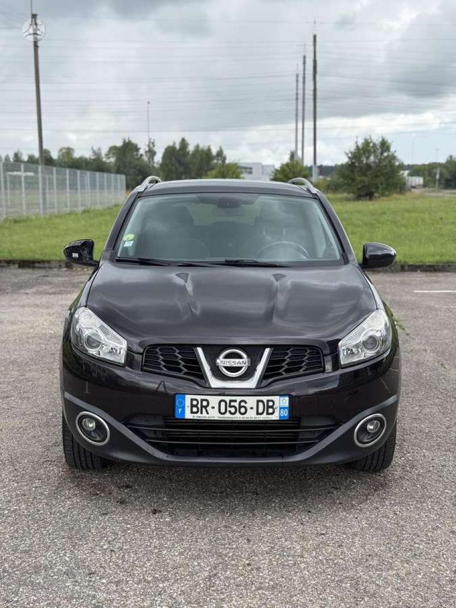 Violets Nissan Qashqai 2011 Viļņa, ar dzinēja tilpumu 1.46 L un nobraukumu 250 tūkst. km par 5200 €, foto 3 vietnē AUTOMOTO.COM.LV