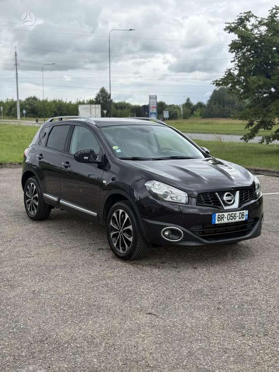 Violets Nissan Qashqai 2011 Viļņa, ar dzinēja tilpumu 1.46 L un nobraukumu 250 tūkst. km par 5200 €, foto 4 vietnē AUTOMOTO.COM.LV