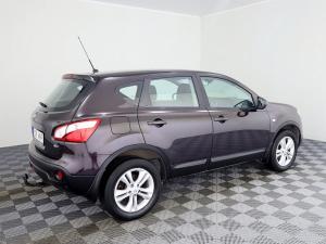 Фиолетовый Ниссан Кашкай 2011 в Таллин, объемом двигателя 1.50 л и пробегом 269 тыс. км за 3599 €, фото 4 на AUTOMOTO.COM.LV