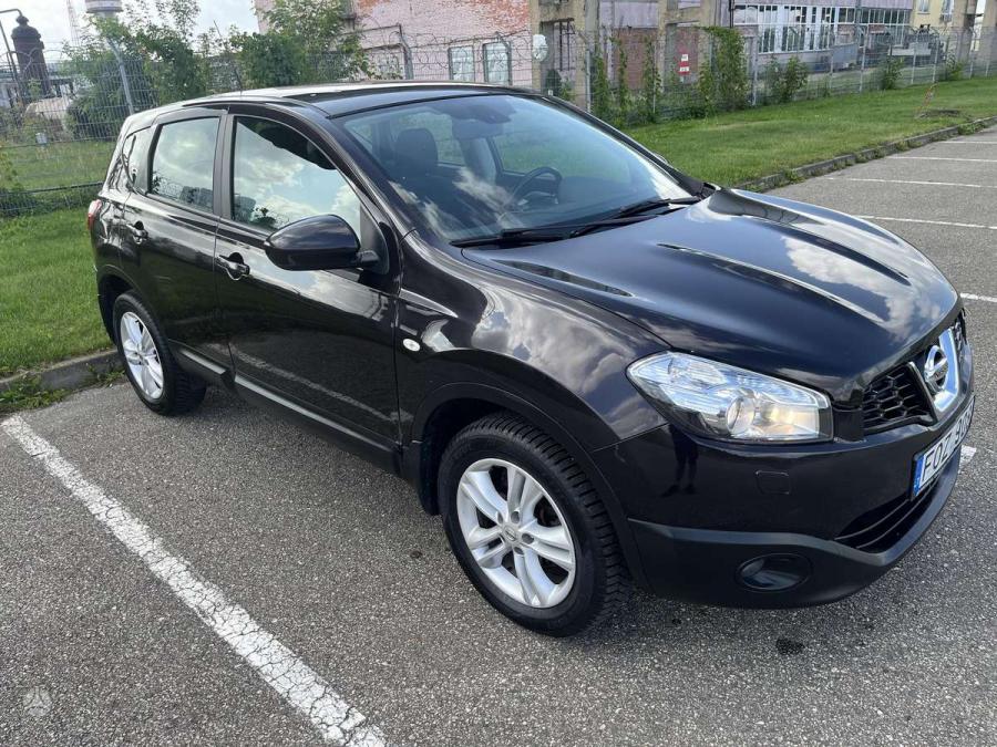 Violets Nissan Qashqai 2011 Jonava, ar dzinēja tilpumu 1.60 L un nobraukumu 94 tūkst. km par 4500 €, foto 6 vietnē AUTOMOTO.COM.LV