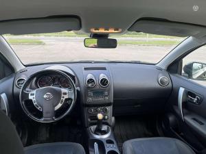 Violets Nissan Qashqai 2011 Jonava, ar dzinēja tilpumu 1.60 L un nobraukumu 94 tūkst. km par 4500 €, foto 10 vietnē AUTOMOTO.COM.LV