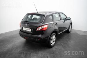 Violets Nissan Qashqai 2012 Tallina, ar dzinēja tilpumu 2.00 L un nobraukumu 186 tūkst. km par 4999 €, foto 4 vietnē AUTOMOTO.COM.LV