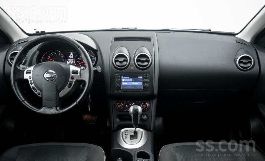 Violets Nissan Qashqai 2012 Tallina, ar dzinēja tilpumu 2.00 L un nobraukumu 186 tūkst. km par 4999 €, foto 12 vietnē AUTOMOTO.COM.LV
