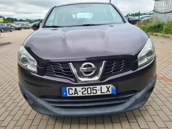 Violet Nissan Qashqai 2012 in Utena, with an engine capacity of 1.50 L and mileage of 297 thousand km for 5200 €, photo 2 on AUTOMOTO.COM.LV