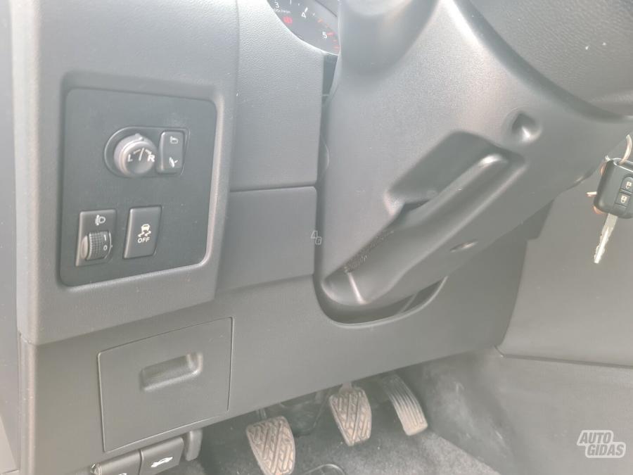 Violet Nissan Qashqai 2012 in Utena, with an engine capacity of 1.50 L and mileage of 297 thousand km for 5200 €, photo 8 on AUTOMOTO.COM.LV