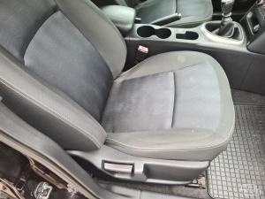 Violet Nissan Qashqai 2012 in Utena, with an engine capacity of 1.50 L and mileage of 297 thousand km for 5200 €, photo 15 on AUTOMOTO.COM.LV