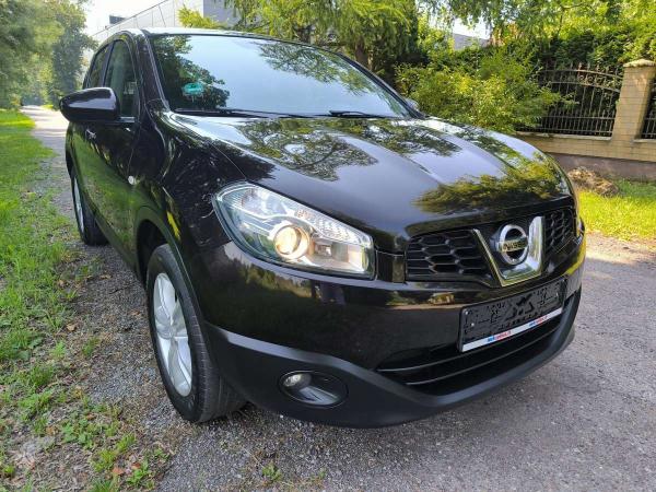 Violet Nissan Qashqai 2013 in Alytus, with an engine capacity of 1.46 L and mileage of 229 thousand km for 5700 €, photo 3 on AUTOMOTO.COM.LV