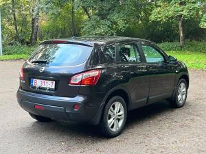 Violets Nissan Qashqai 2013 Rīga, ar dzinēja tilpumu 1.60 L un nobraukumu 0 tūkst. km par 6499 €, foto 6 vietnē AUTOMOTO.COM.LV